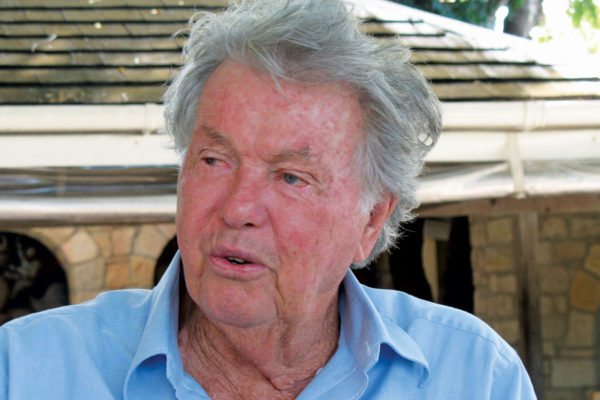 Eight Bells: Admiral Peter Deeth - ALL AT SEA