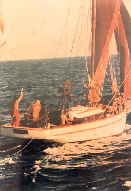 Sailing Through Life: The Story of Robin Pinfold - An Energetic ...